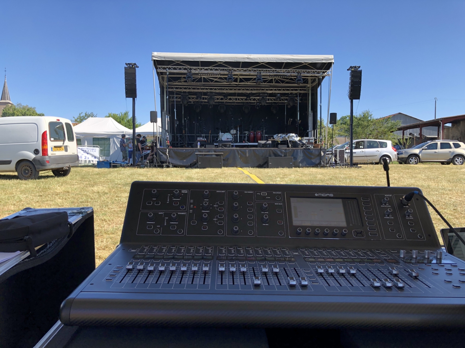 Location - Structures scéniques et scène mobile en Lorraine (Grand-Est)